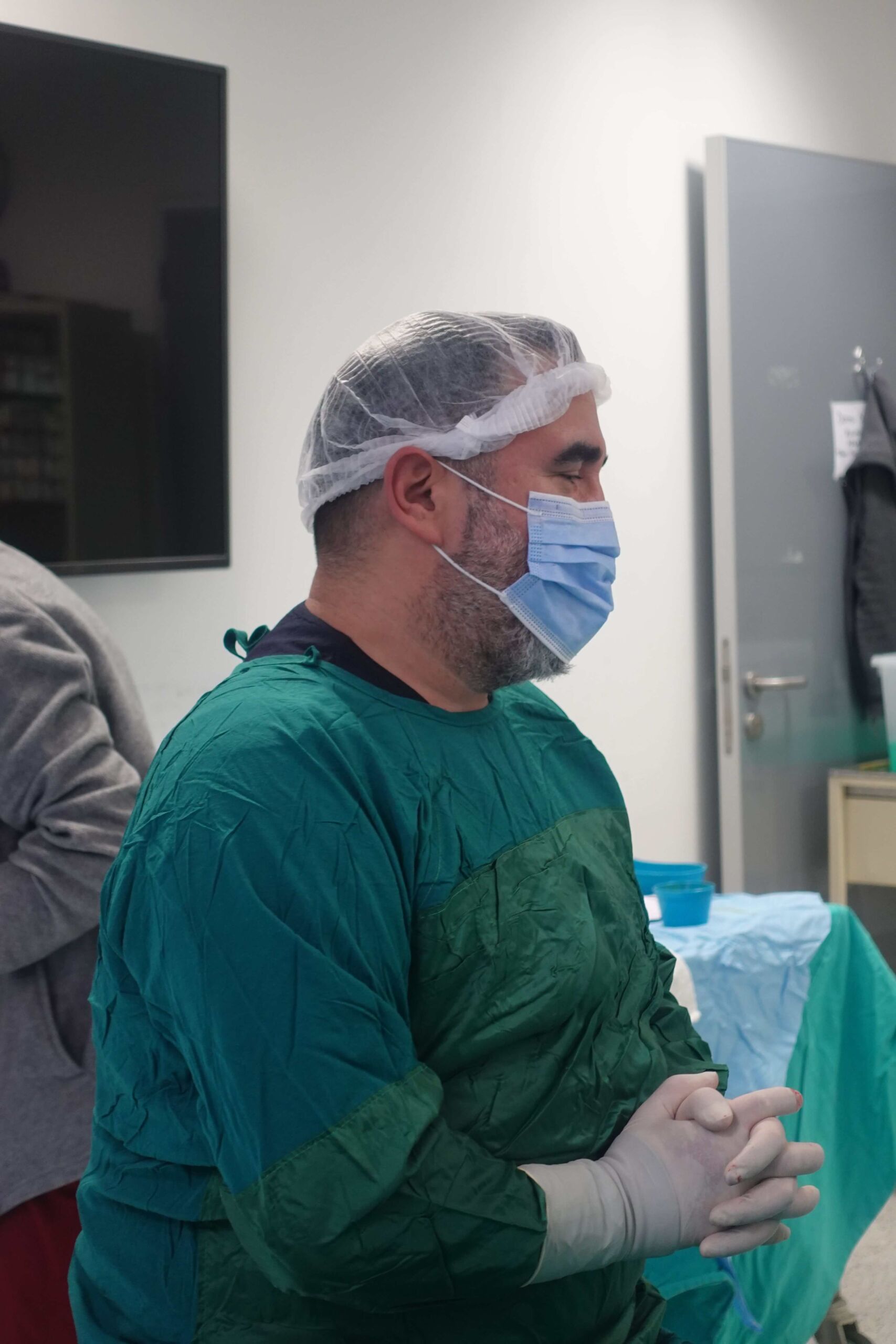 Mons Pubis Ameliyatı- Op. Dr. Ali Mezdeği- İstanbul